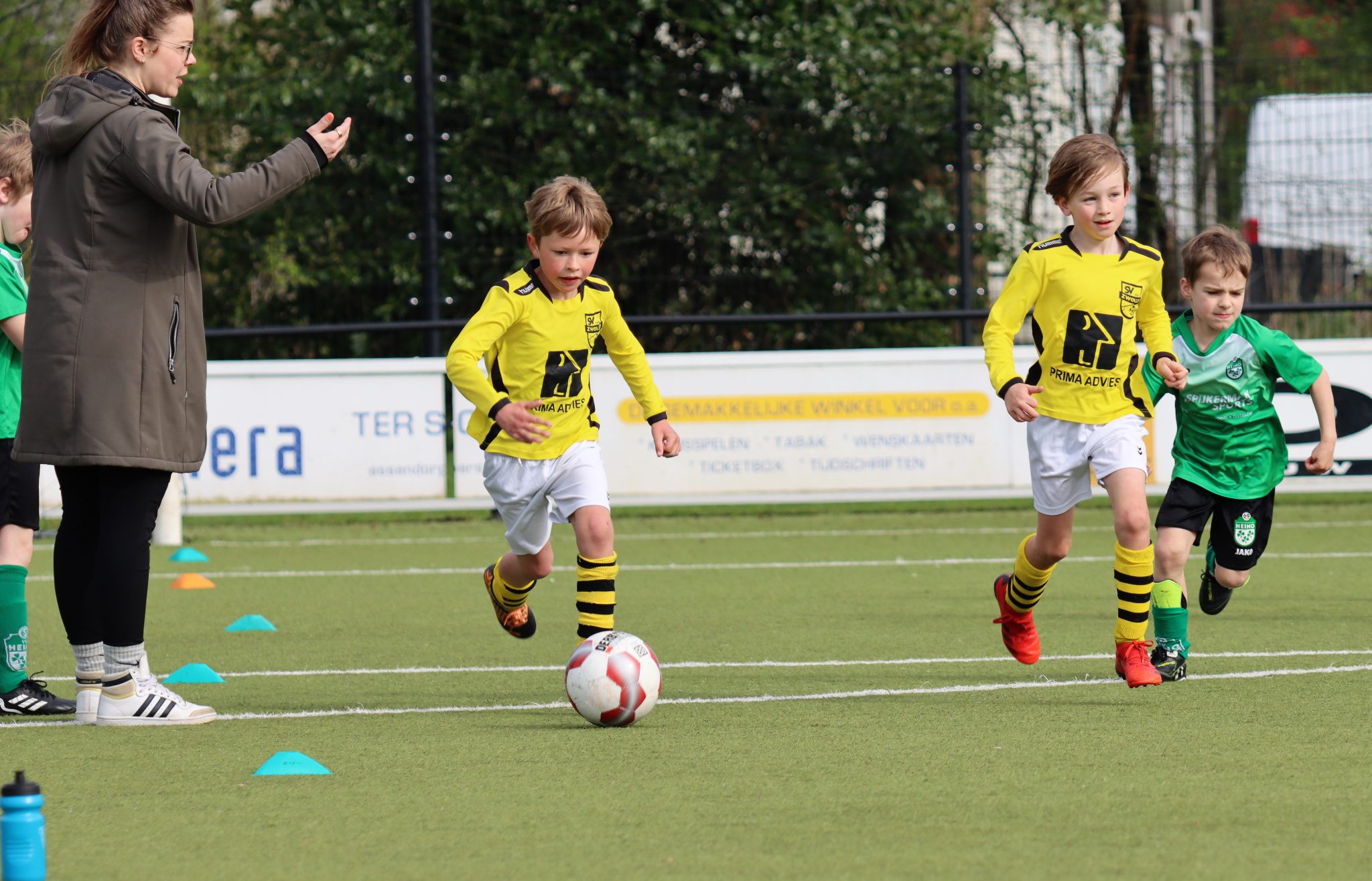 Foto's jeugdvoetbal SV Zwolle 22 april | SV Zwolle