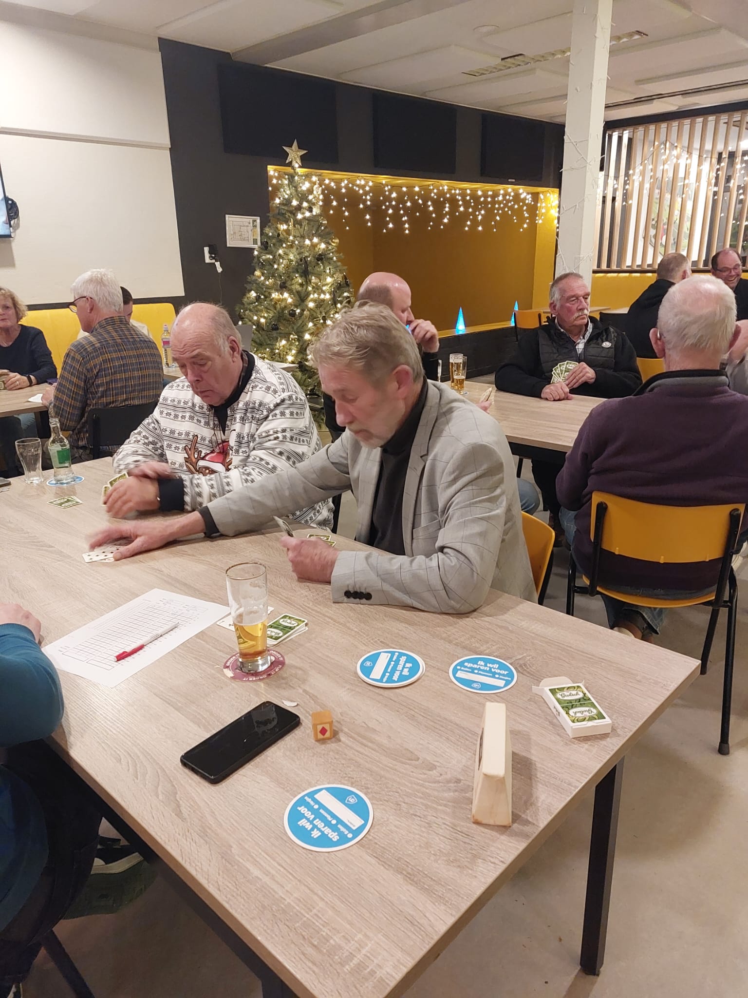 Gert Jansen winnaar Kerstklaverjassen | SV Zwolle