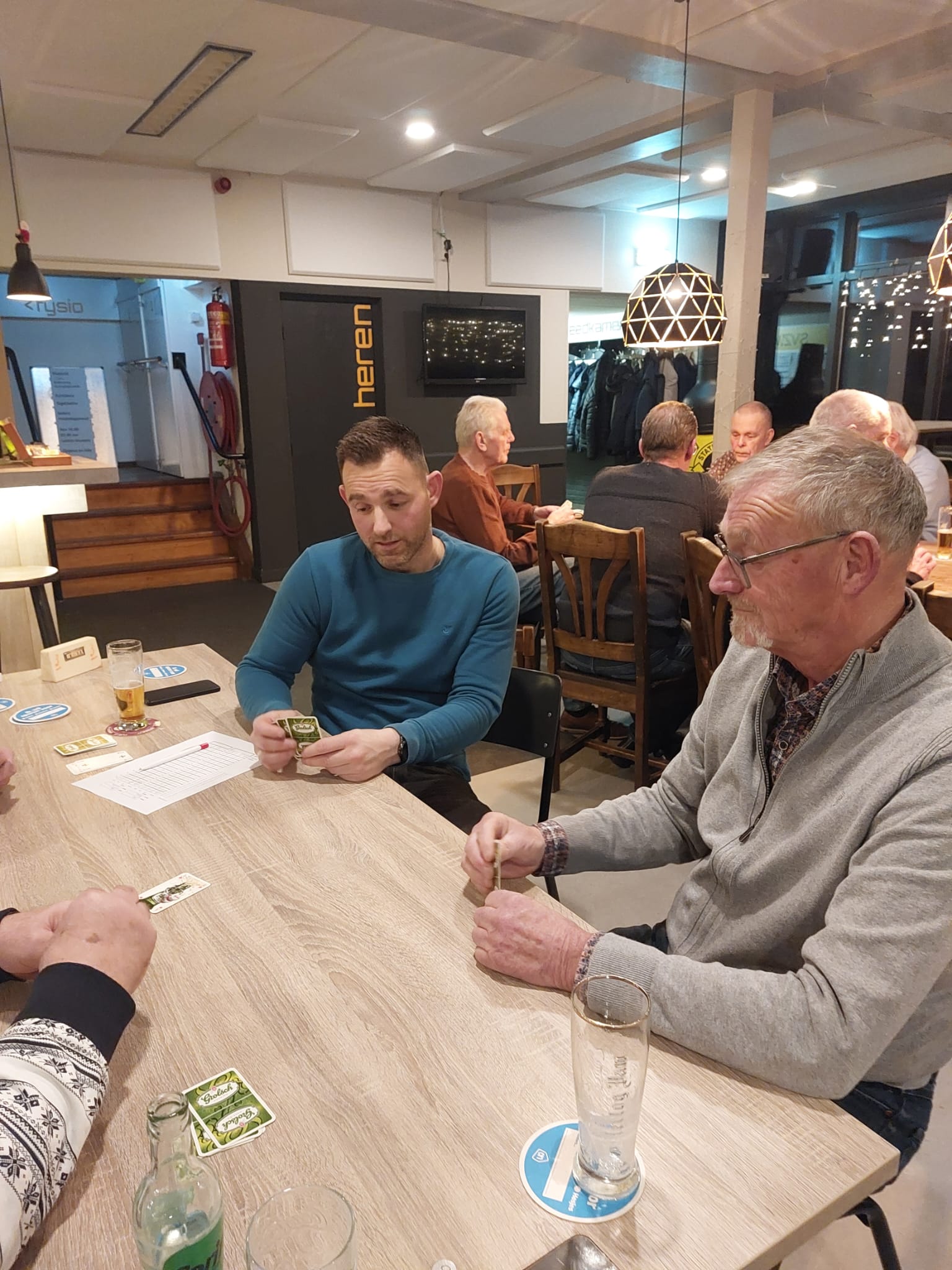 Gert Jansen winnaar Kerstklaverjassen | SV Zwolle